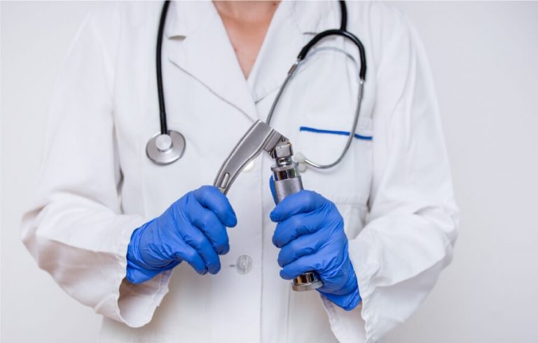 Mole Medical's Solutions in Video Intubation Devices