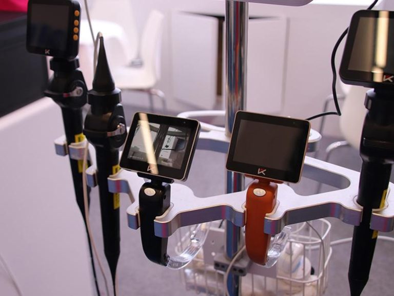 Video Laryngoscope Types: A Detailed Comparison for Improved Airway ...